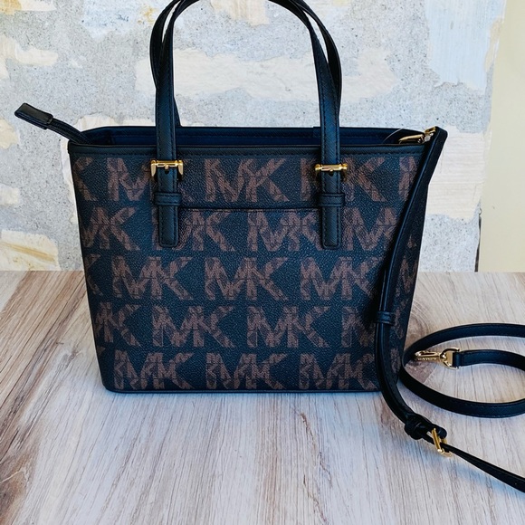 Michael Kors | Bags | Michael Kors Jet Set Travel Xs Carry All ...